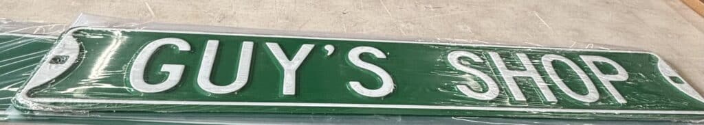 Guy’s Shop – Metal Signs